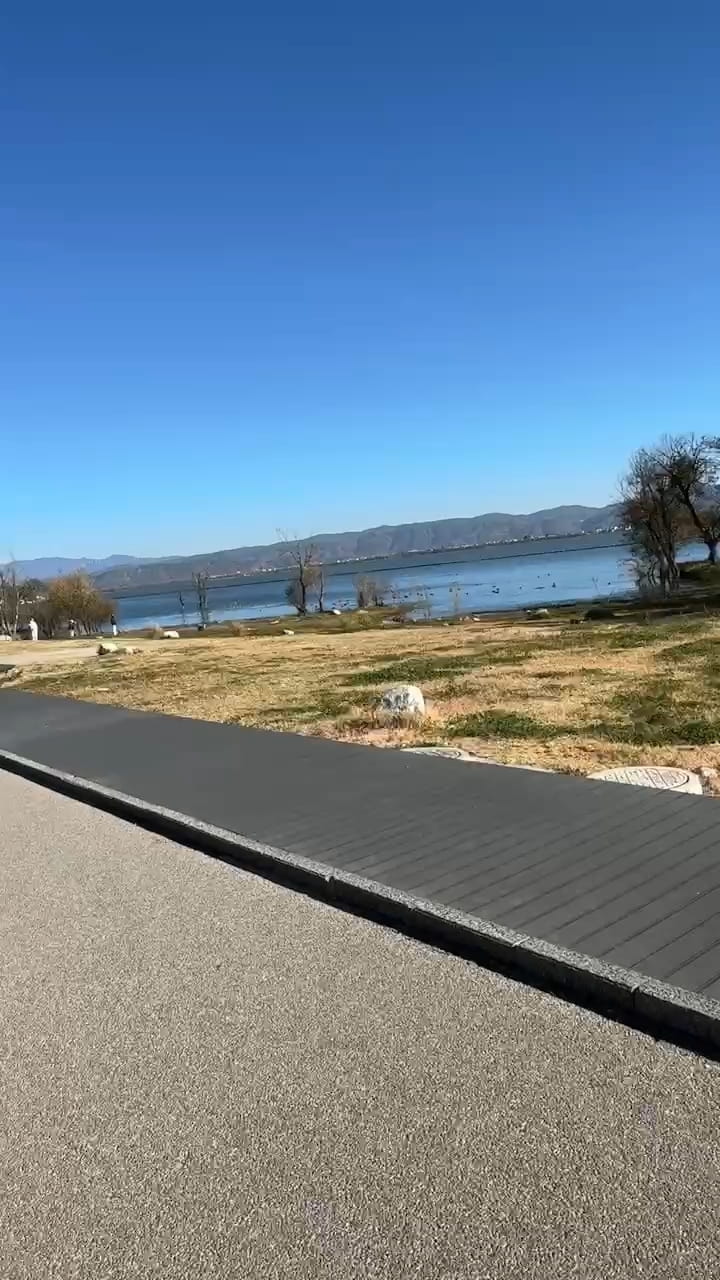 The tour guide sings well | 孙少安 on Binance Square