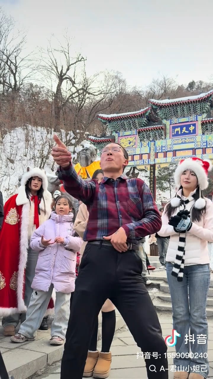 $BTC $ETH Life is so rich and colorful. | 风雨行 on Binance Square